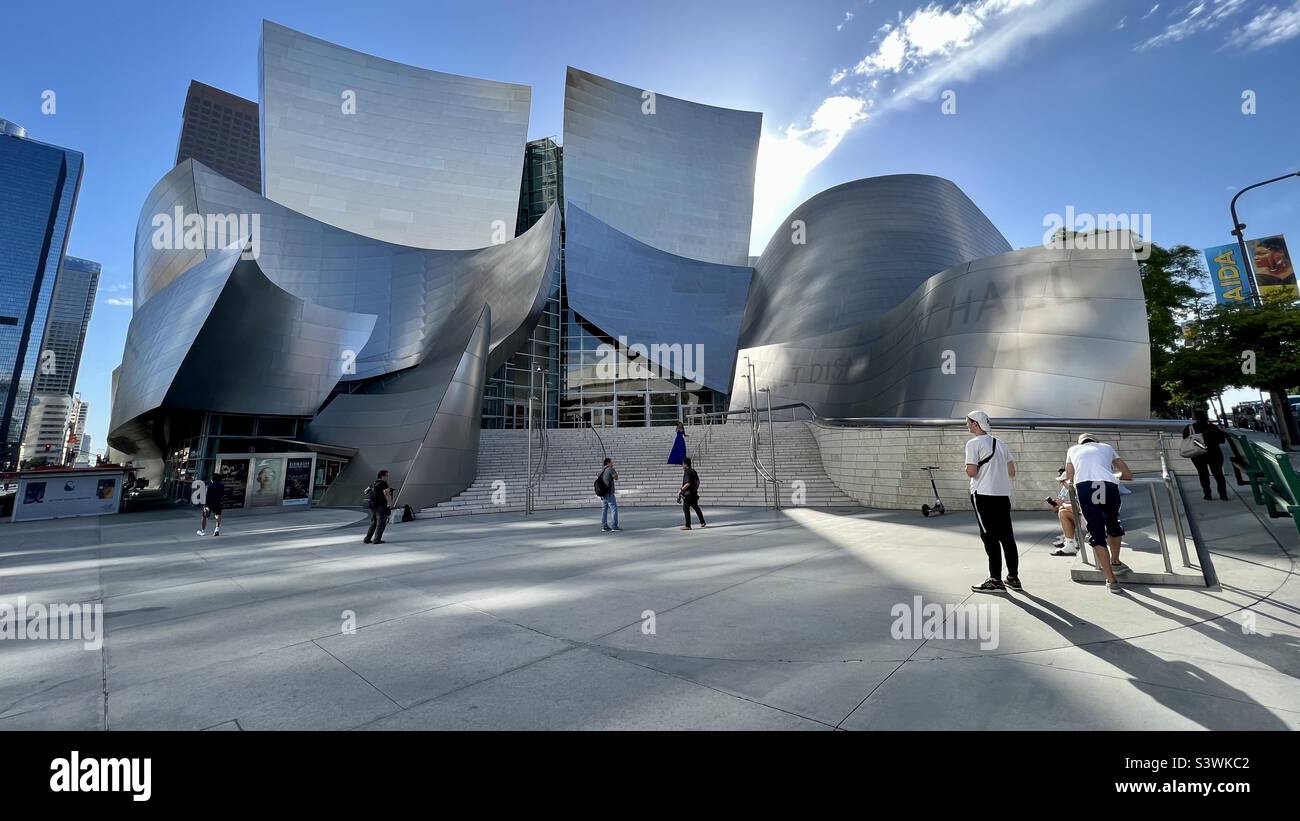 LOS ANGELES, CA, MAY 2022: people taking photographs in beautiful ...