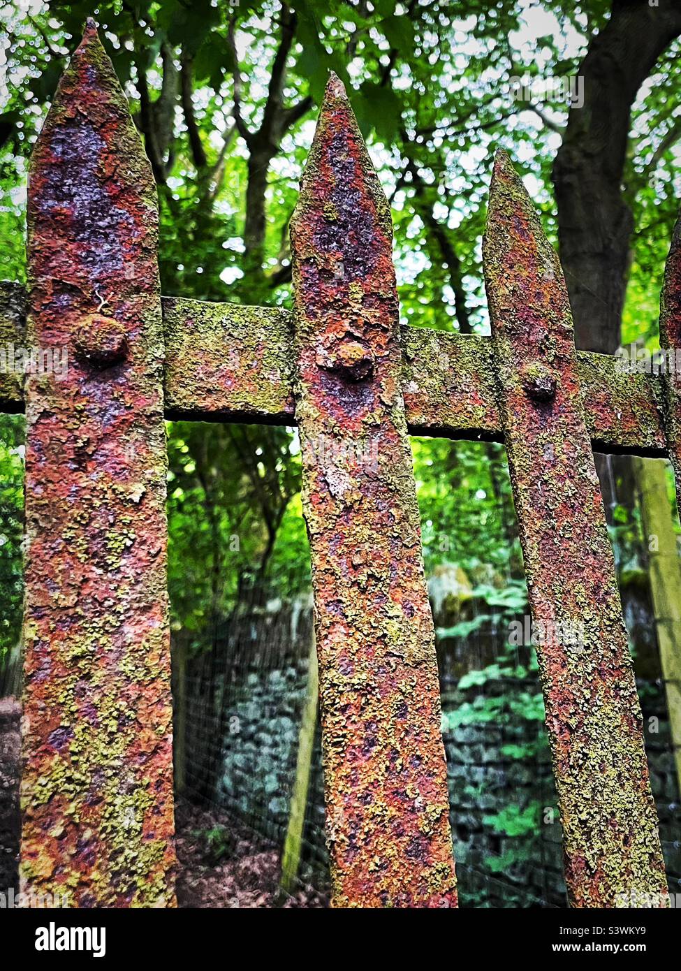 Creaking gate hi-res stock photography and images - Alamy