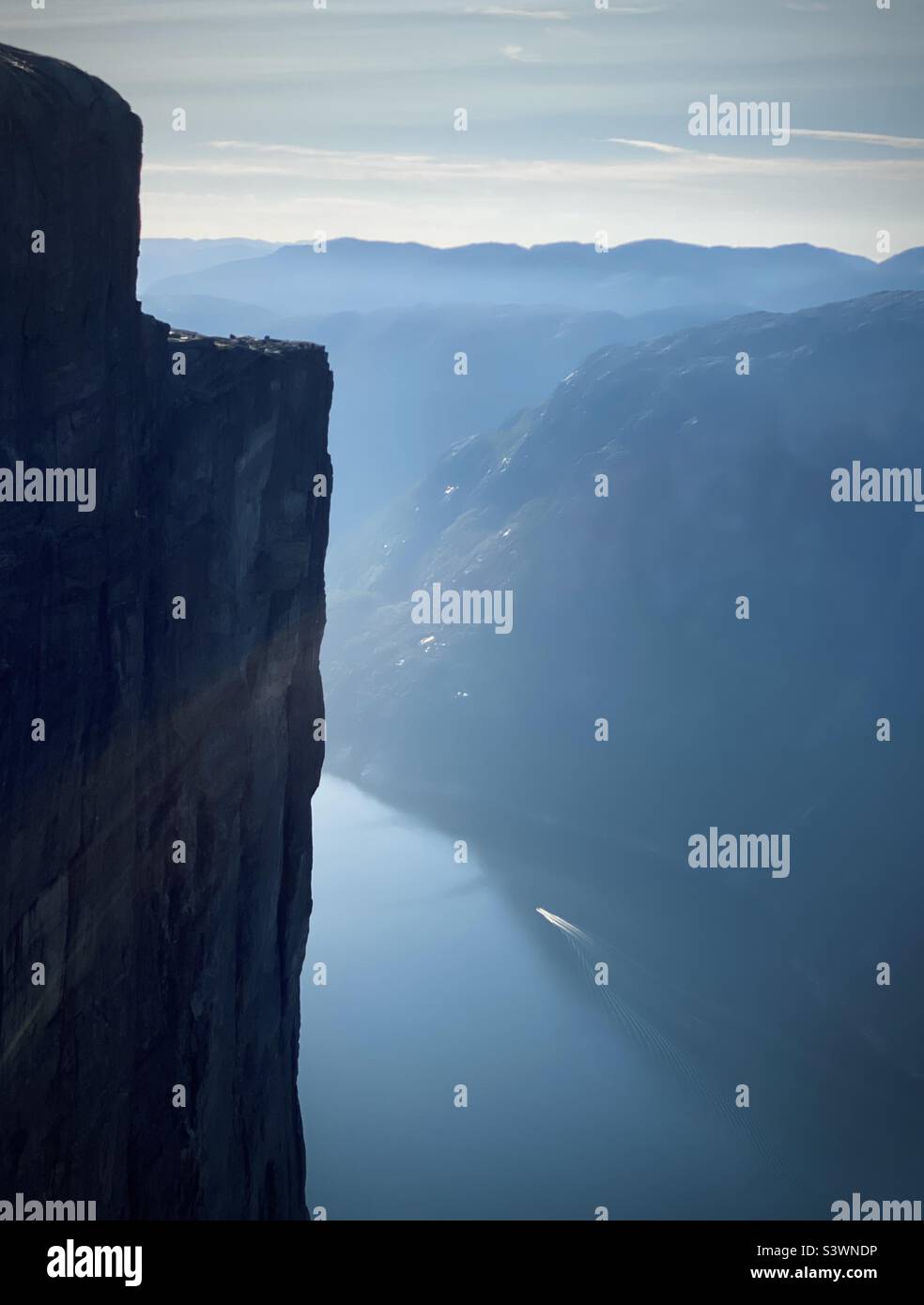 Kjerag Boulder and Lysefjord in Norway Stock Photo - Alamy