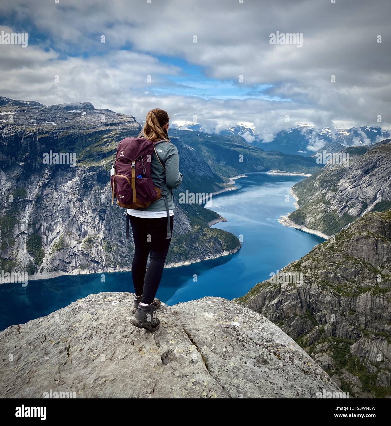 Trolltunga rock norway hi-res stock photography and images - Alamy