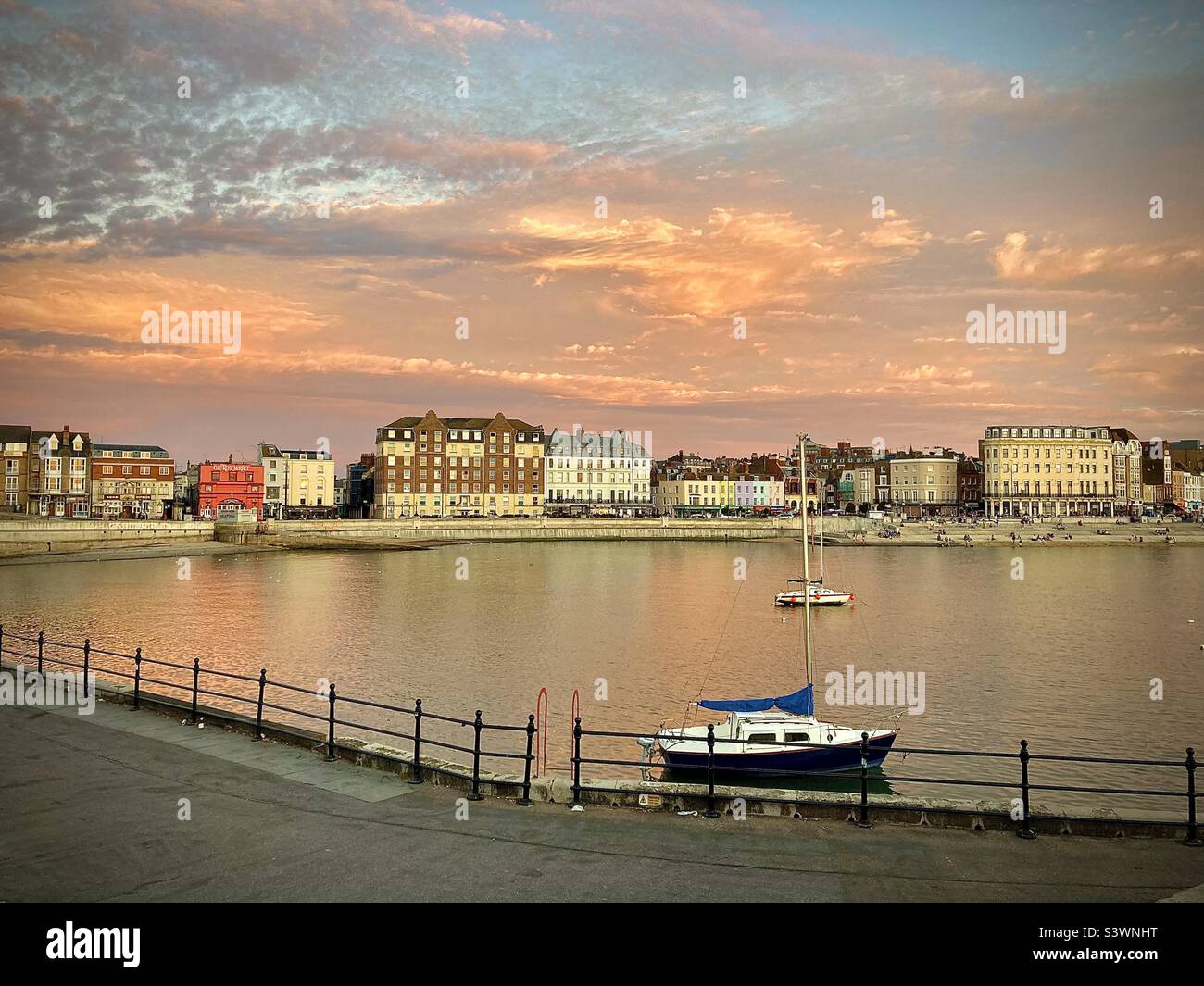 Margate Sea Front Stock Photo - Alamy