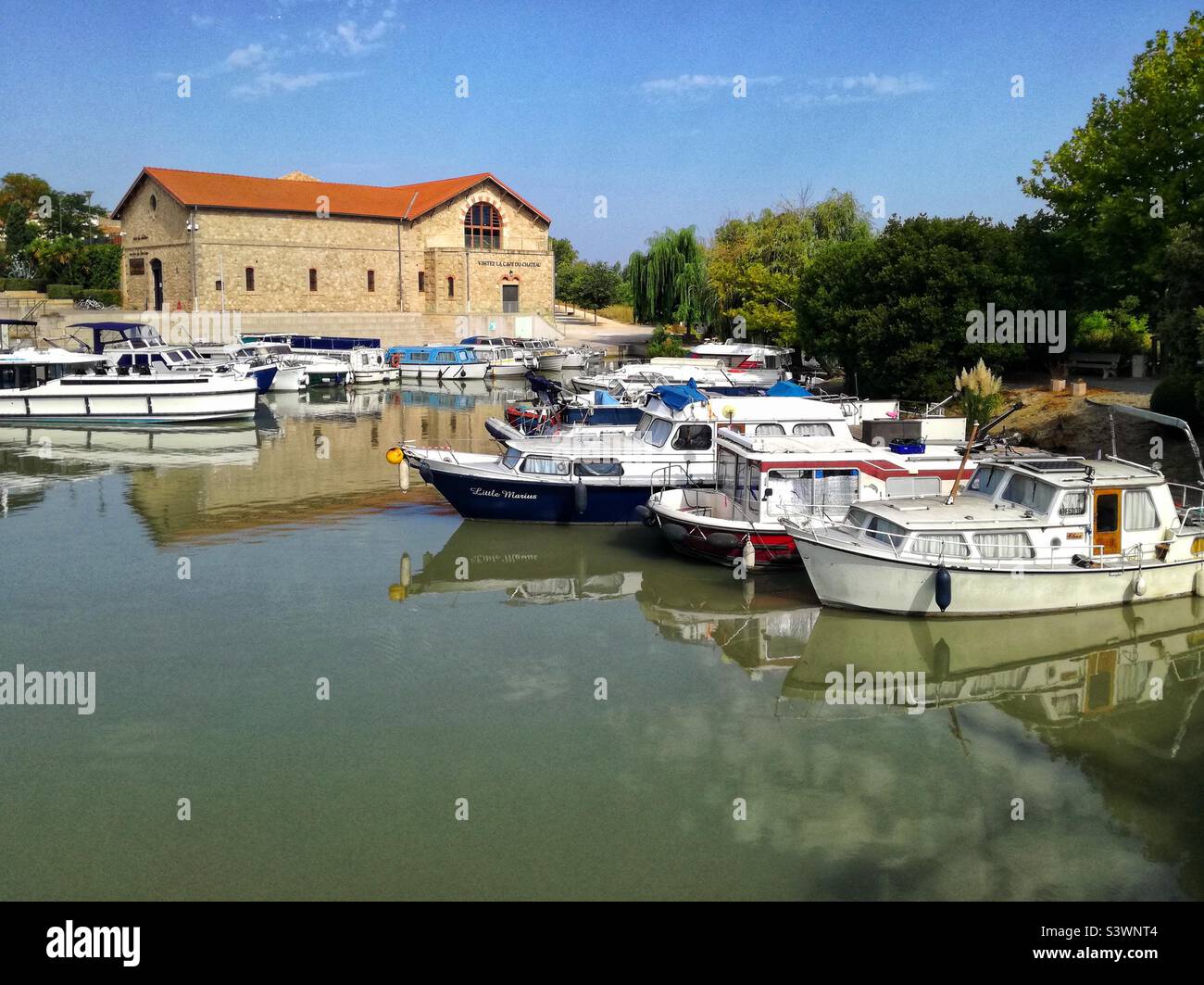 Port of Colombiers. Canal du Midi. Occitanie, France Stock Photo - Alamy