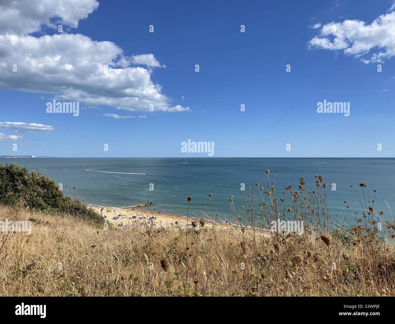 B beach hi-res stock photography and images - Alamy