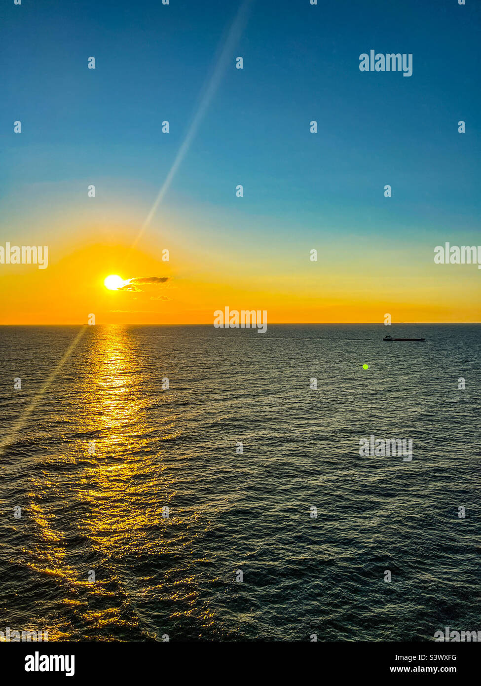 English channel during hi-res stock photography and images - Alamy