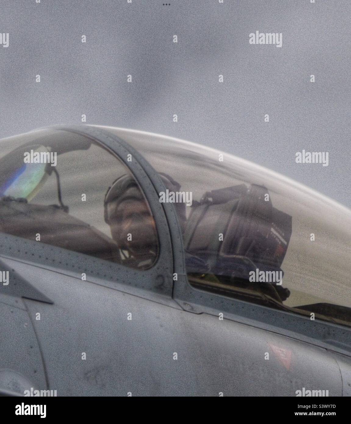 Aircraft cockpit controls hi-res stock photography and images - Alamy
