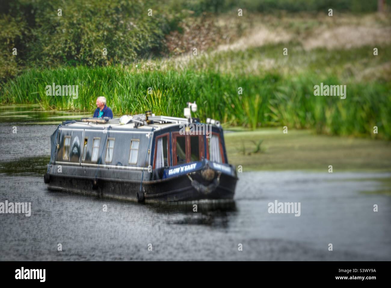 Barge boat hi-res stock photography and images - Alamy