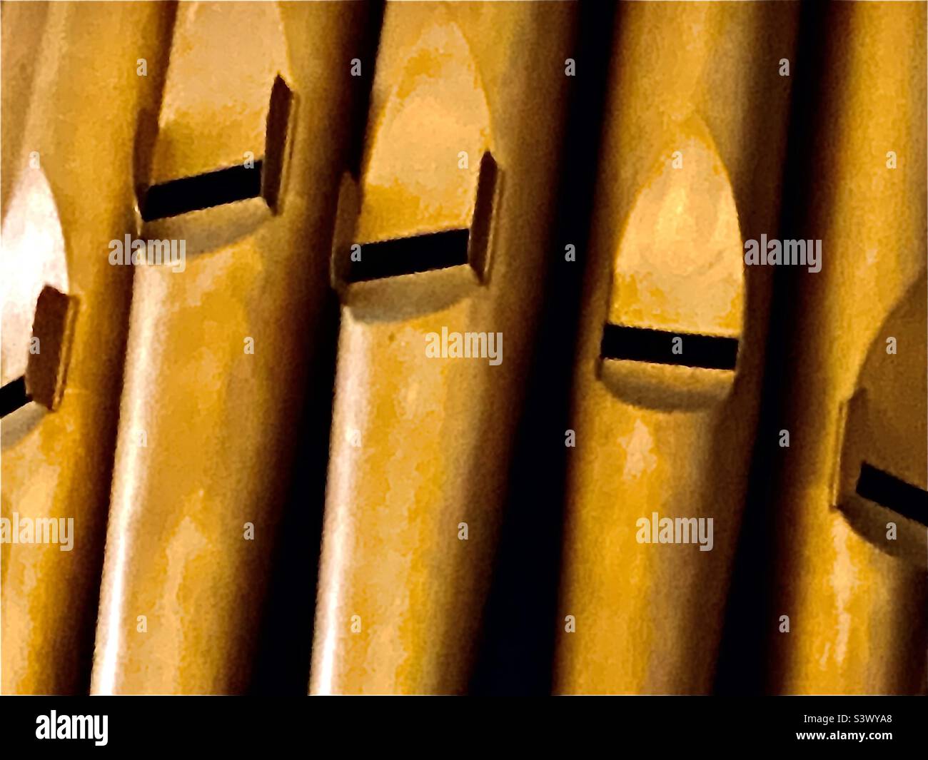 Organ gold hi-res stock photography and images - Alamy