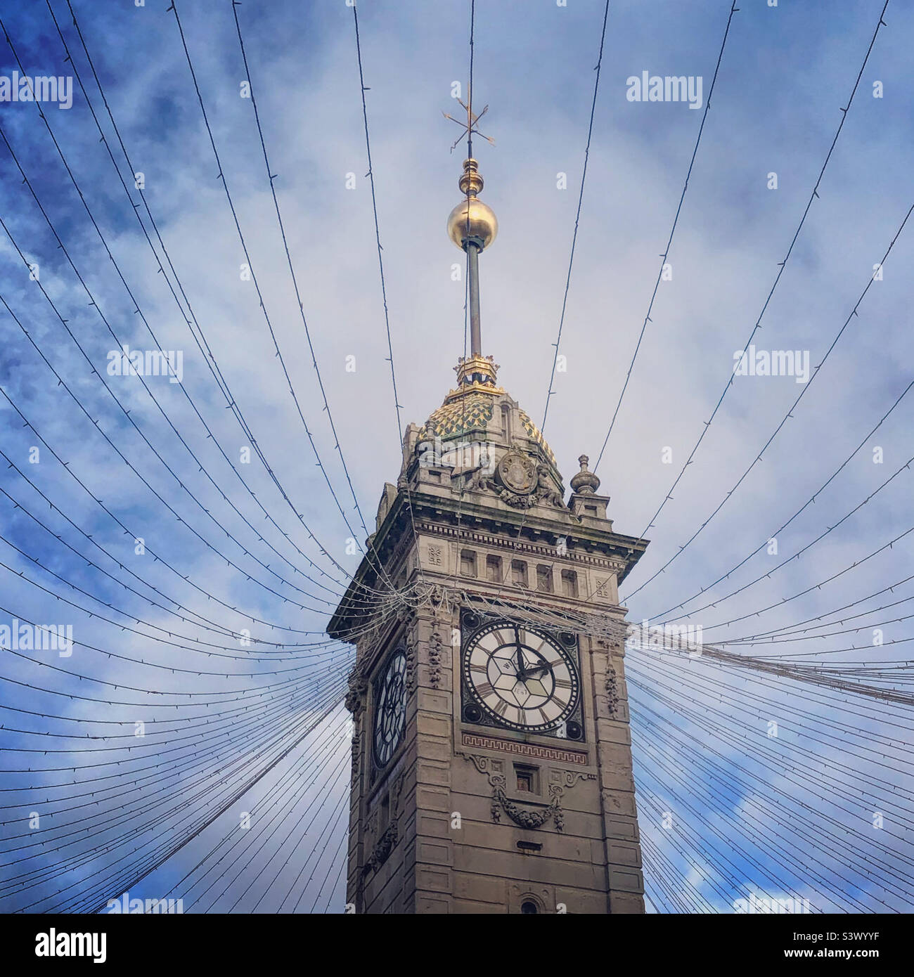 Brass clock tower hi-res stock photography and images - Alamy