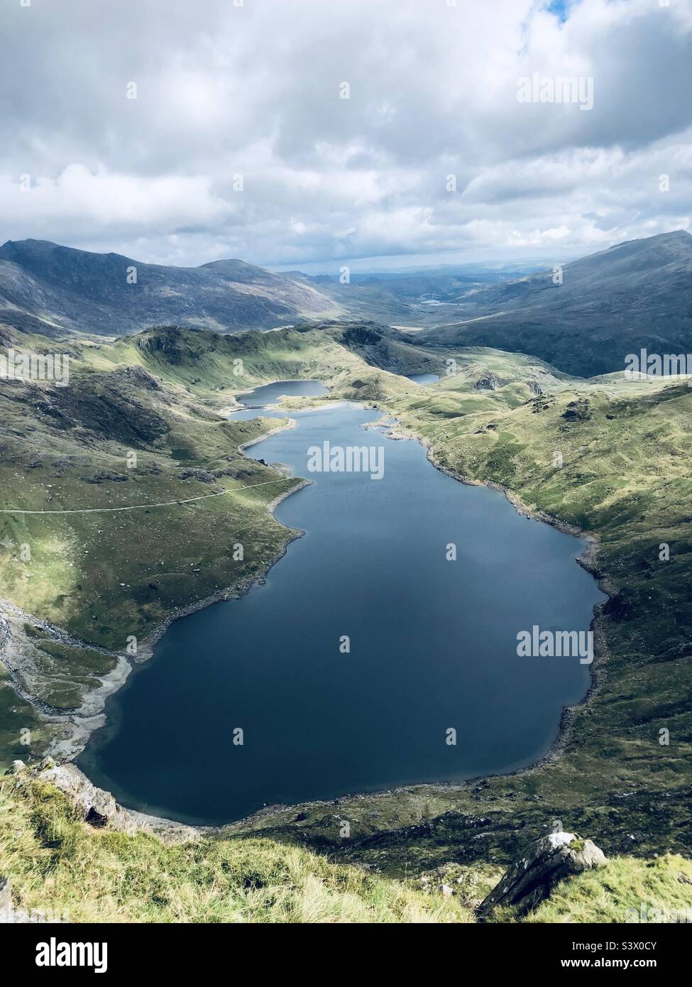 Snowdon mountain range hi-res stock photography and images - Alamy