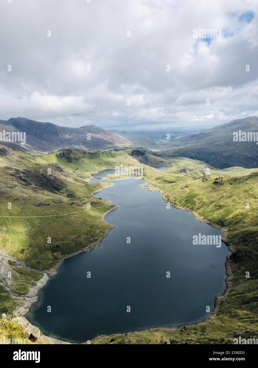 Snowdon mountain range hi-res stock photography and images - Alamy