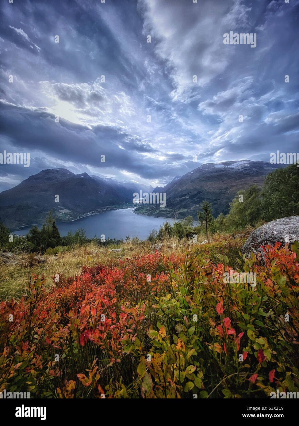 Loen norway hi-res stock photography and images - Alamy