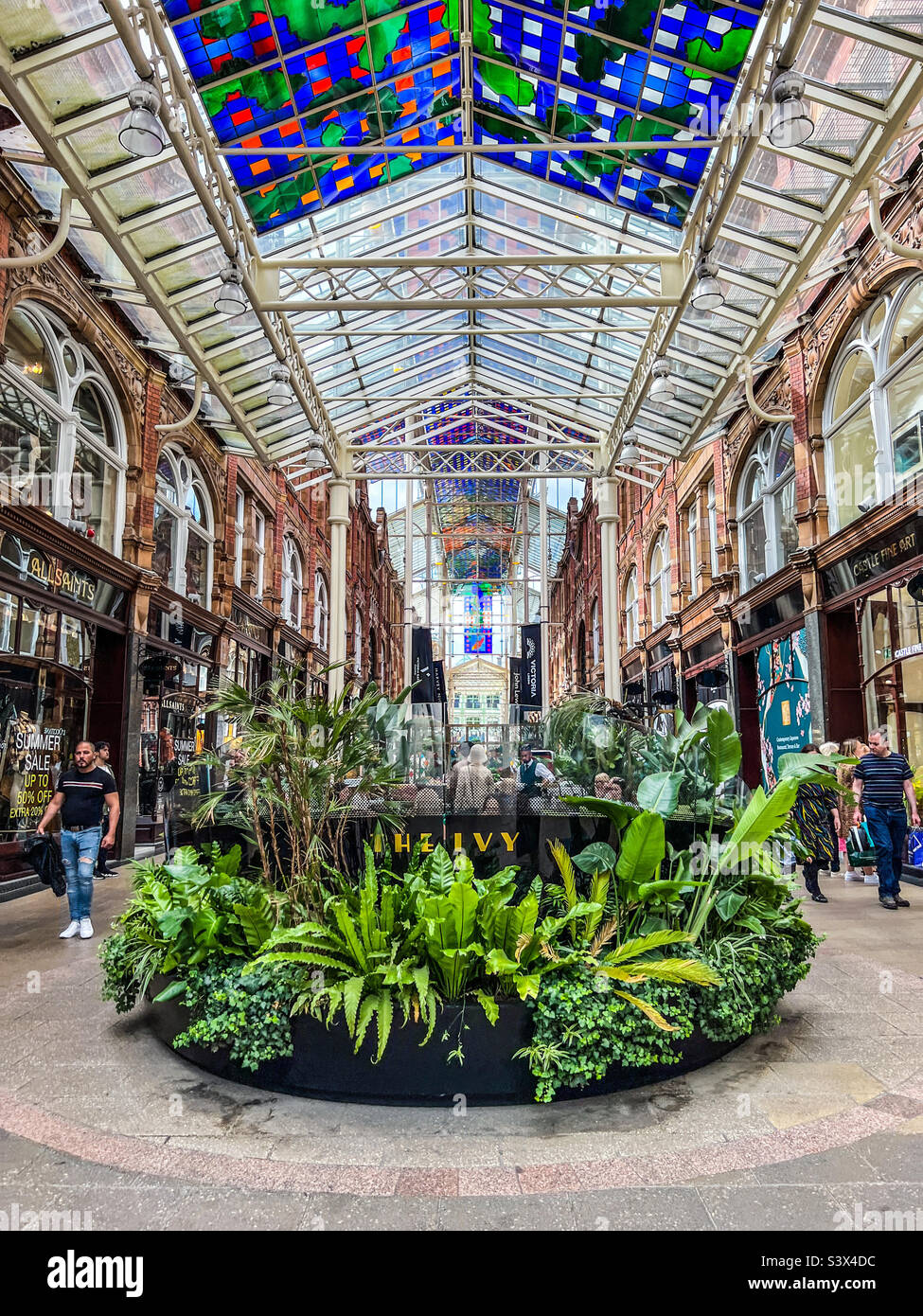 Inside the Victoria Quarter on Vicar Lane in Leeds city centre Stock ...