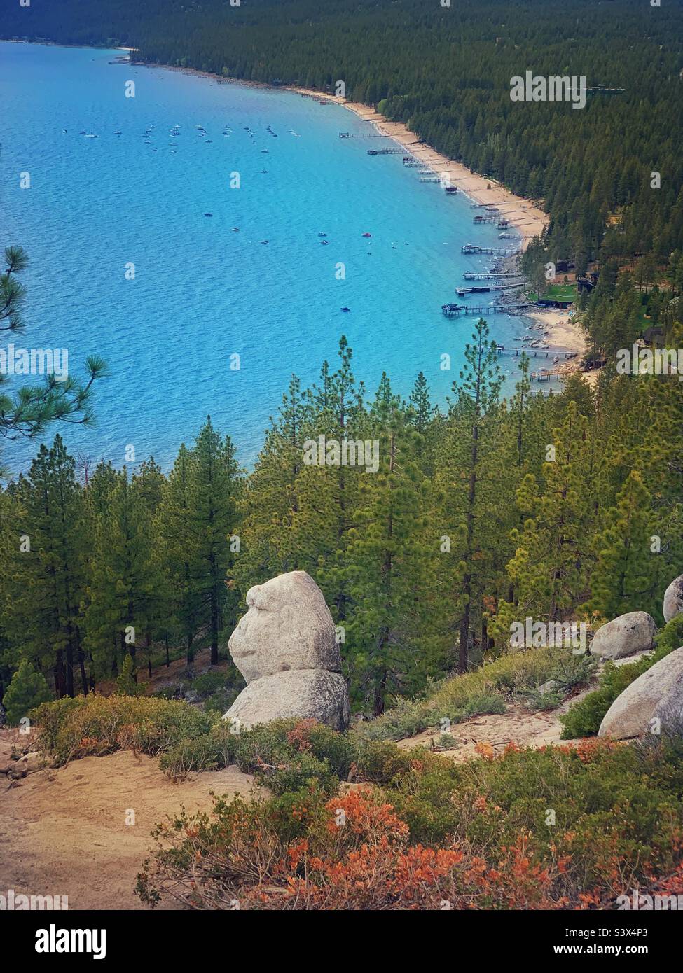 Monkey rock hi-res stock photography and images - Alamy