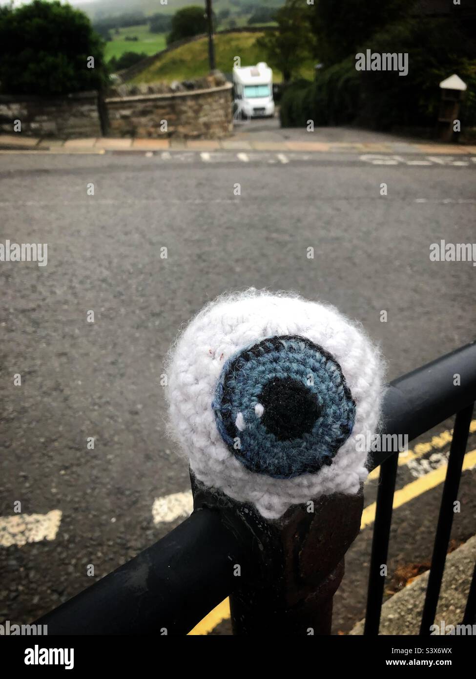 Wool bombing hi-res stock photography and images - Alamy