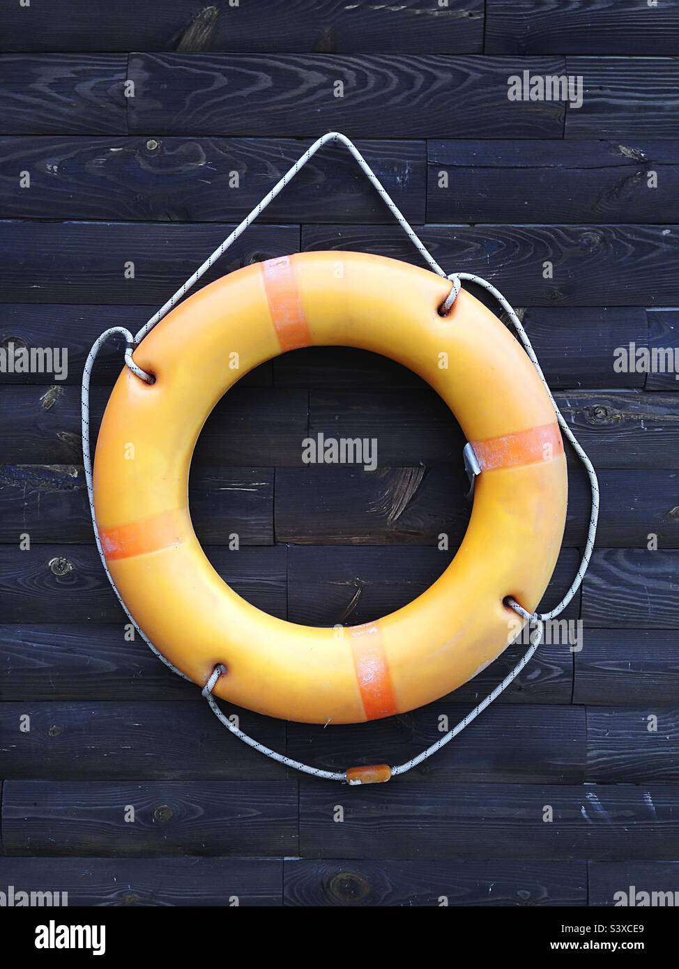 Lifeline circle hi-res stock photography and images - Alamy