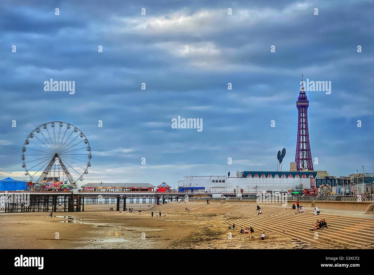 Blackpool beach, central pier and Tower Stock Photo - Alamy