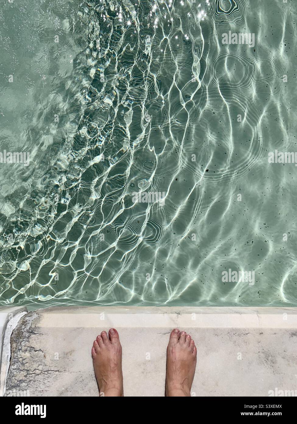 Summer feet pool hi-res stock photography and images - Alamy