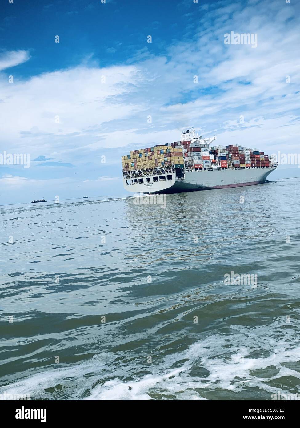 Pollution container ship hi-res stock photography and images - Alamy