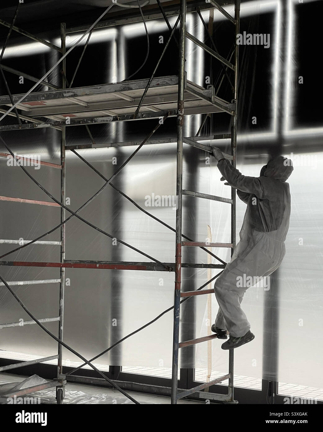 Scaffolding work in progress hi-res stock photography and images - Alamy