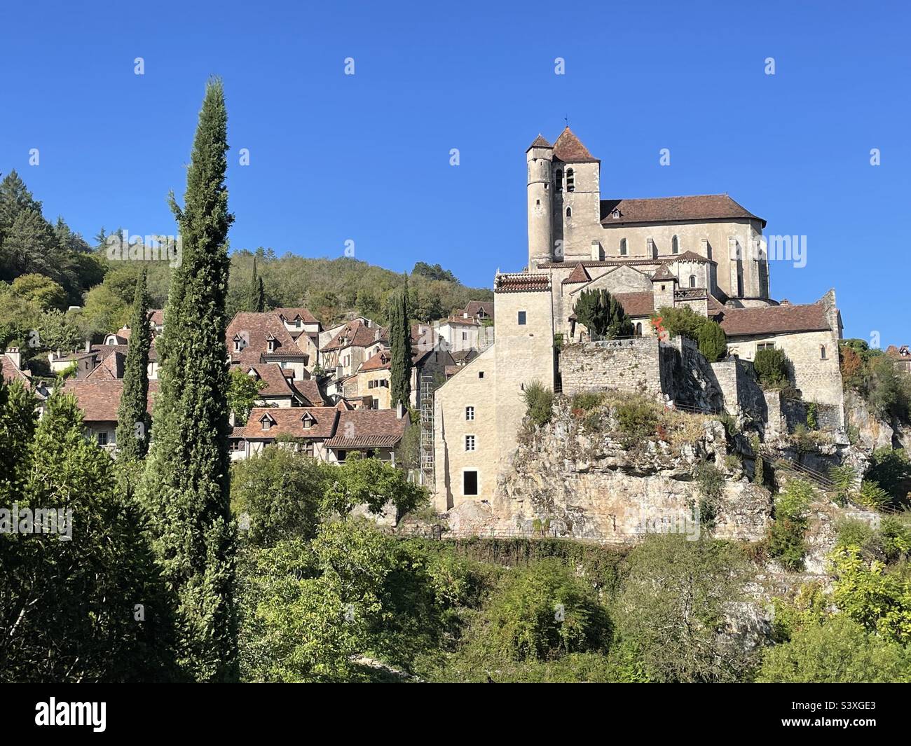 Town Saint Cirq Lapopie, Department Lot, France Stock Photo - Alamy