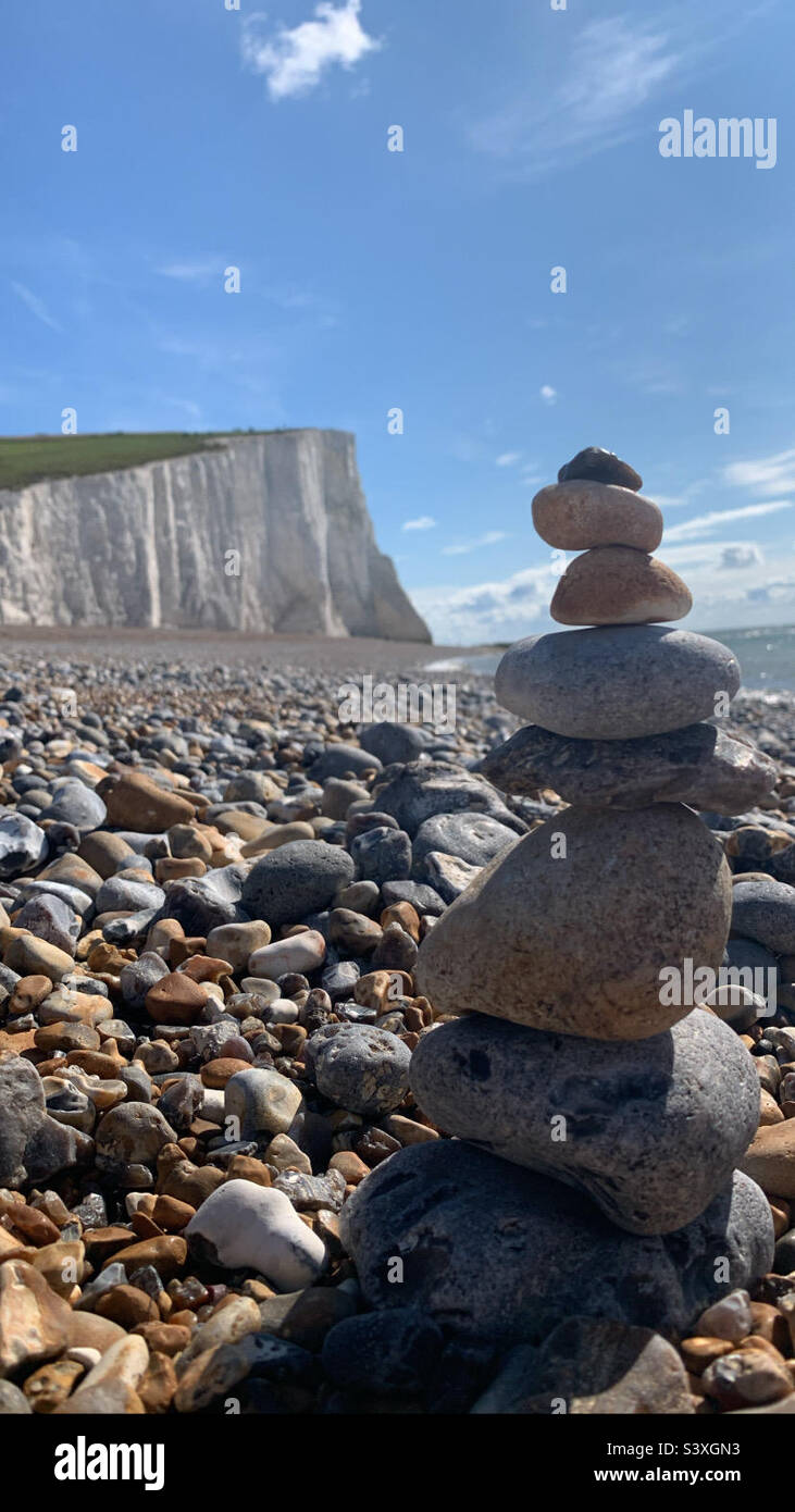 Create balance hi-res stock photography and images - Alamy