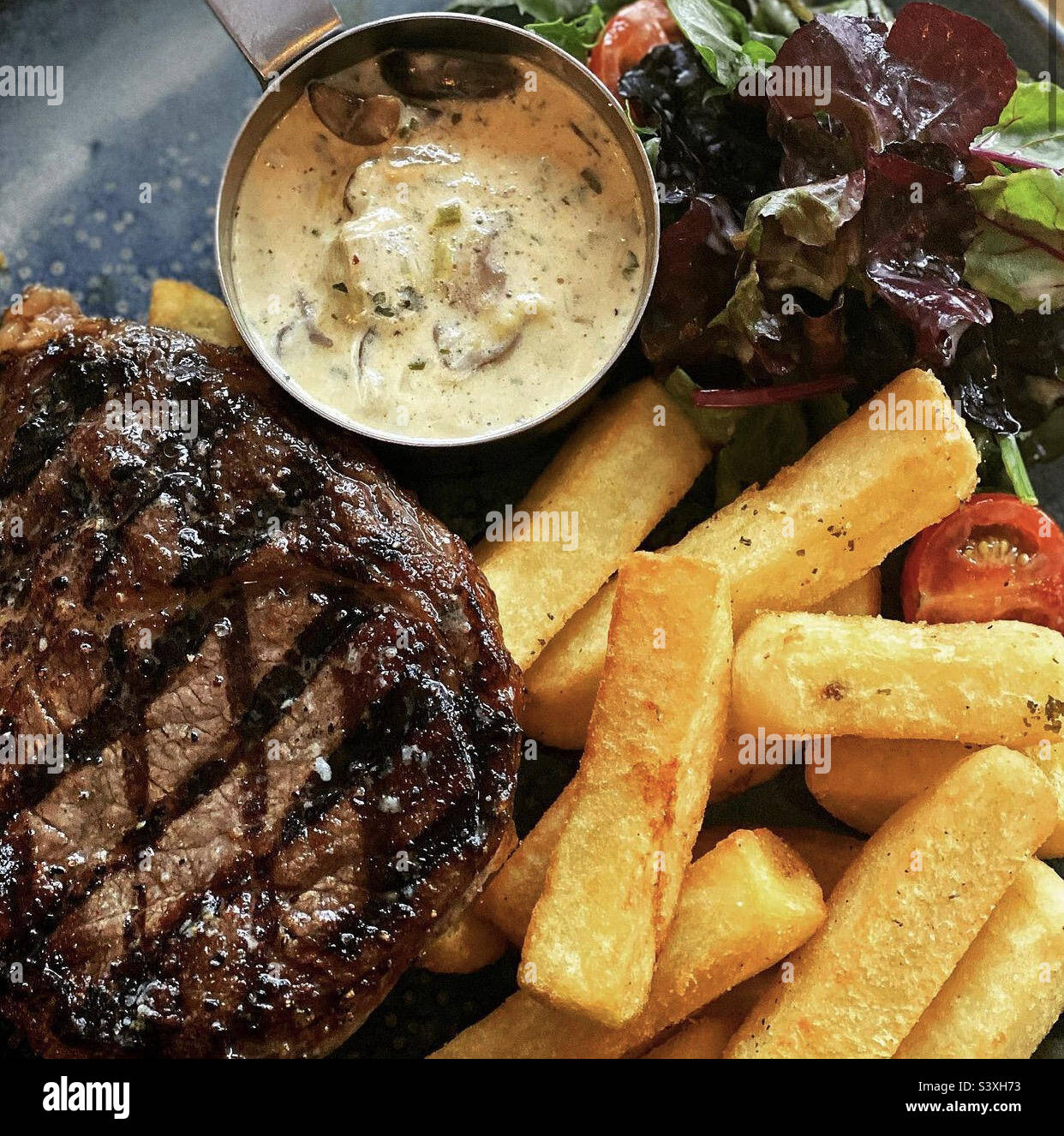 Steaknight hi-res stock photography and images - Alamy