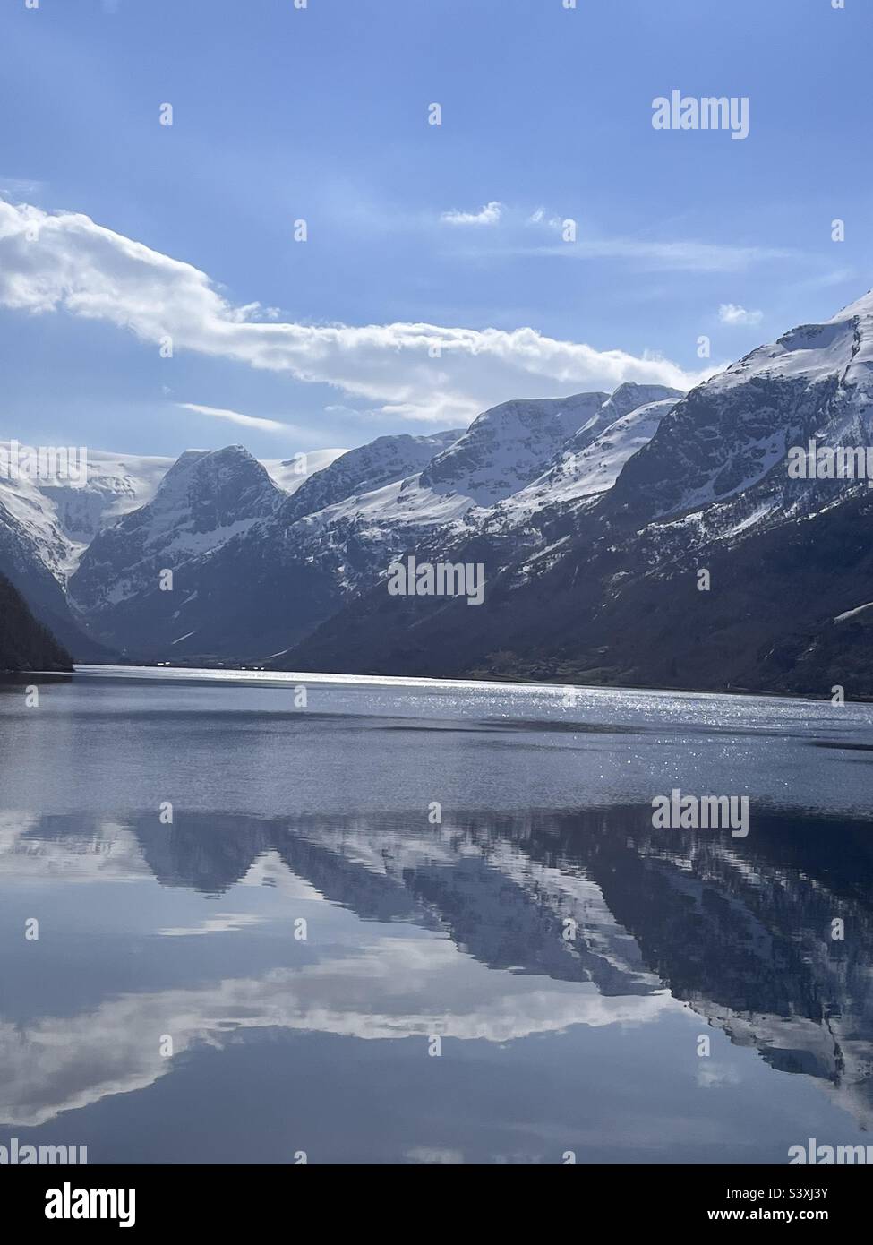 Fjords reflection hi-res stock photography and images - Alamy