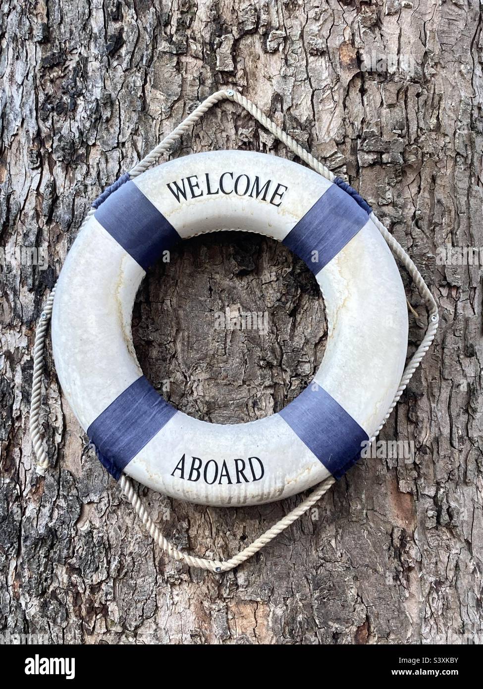 Welcome tree hi-res stock photography and images - Alamy