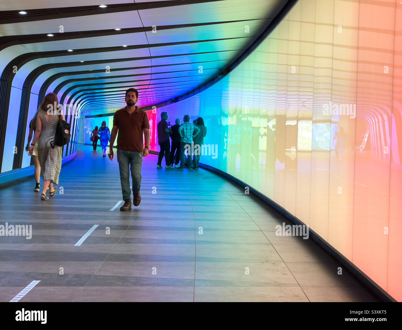 Travellers walkway at London Kings Cross St Pancras train station ...