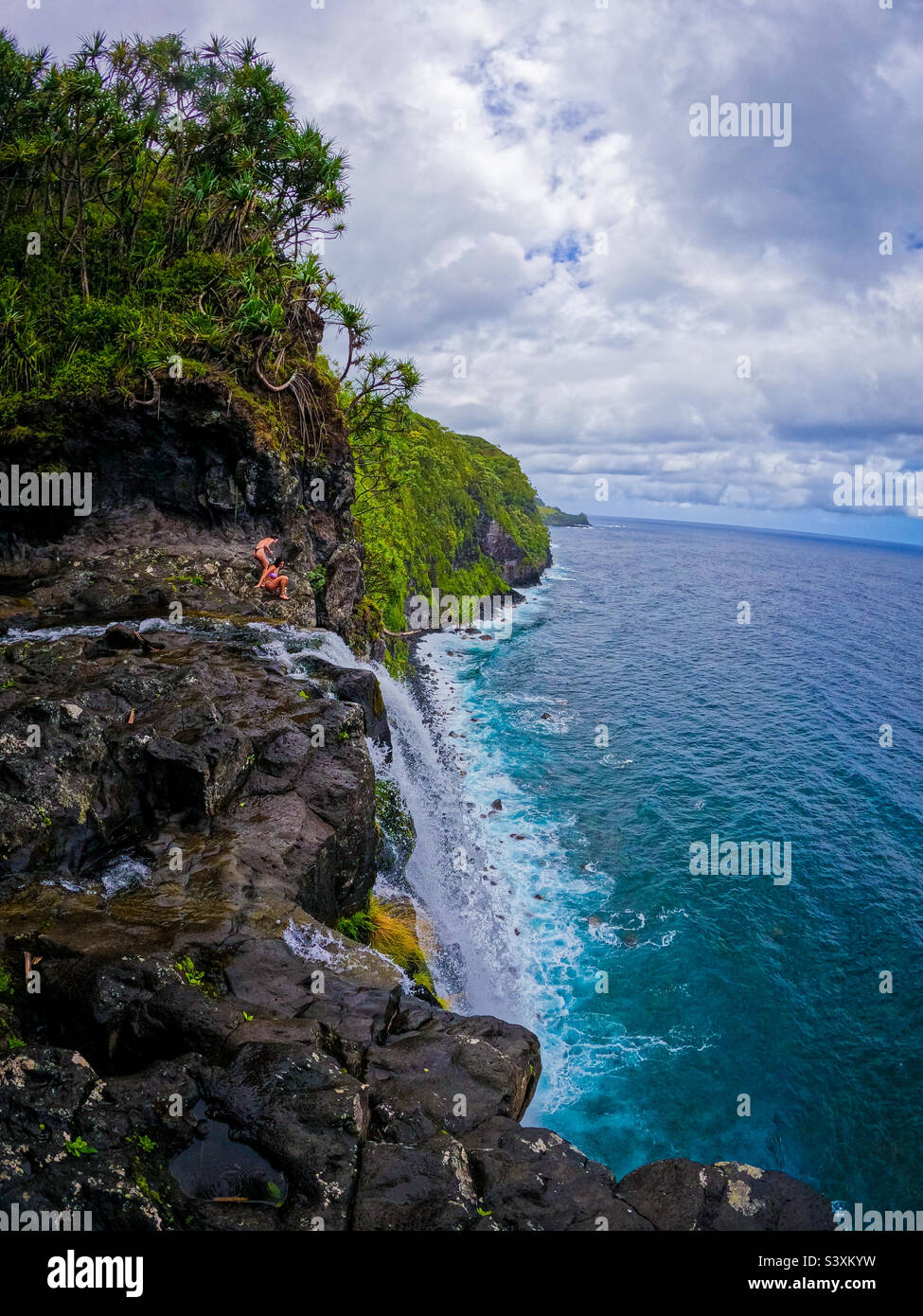Secret waterfall hi-res stock photography and images - Alamy