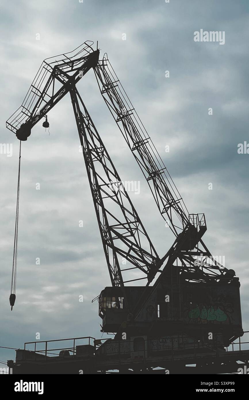 Harbor crane hi-res stock photography and images - Alamy