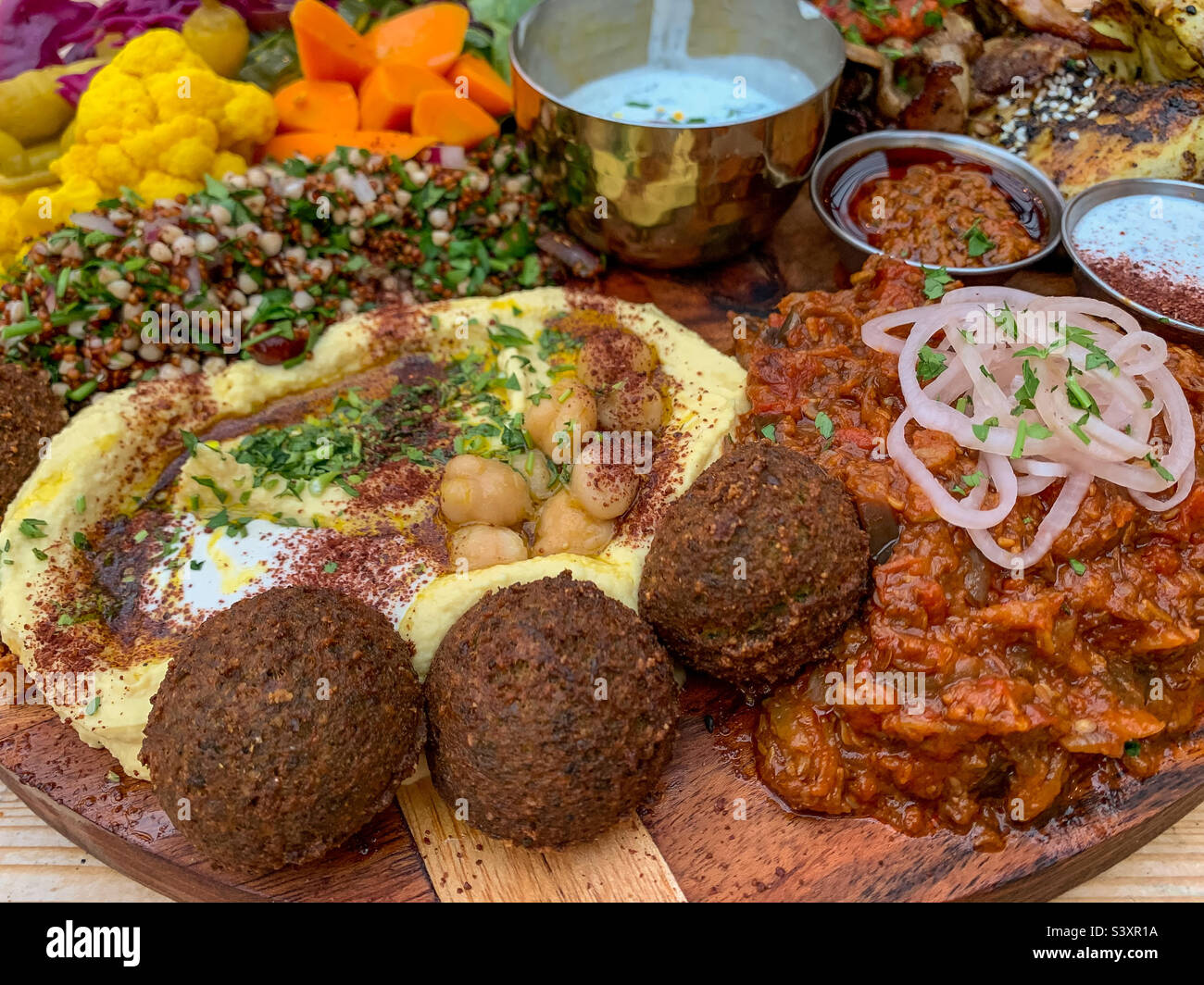 Meze greek hi-res stock photography and images - Alamy