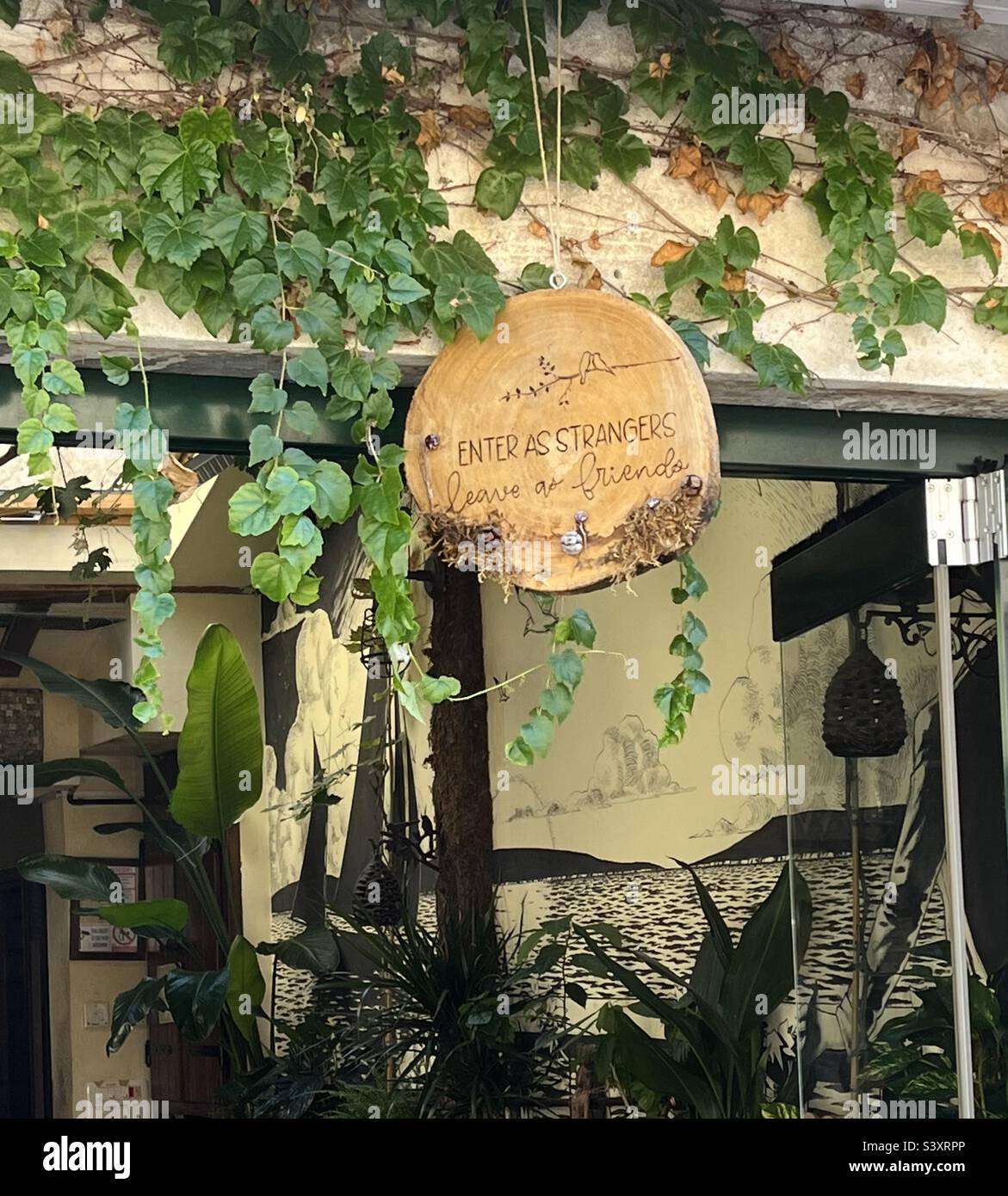 Welcome to strangers hi-res stock photography and images - Alamy