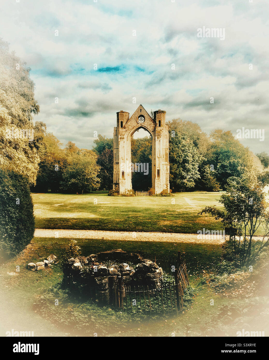 Walsingham abbey norfolk hi-res stock photography and images - Alamy