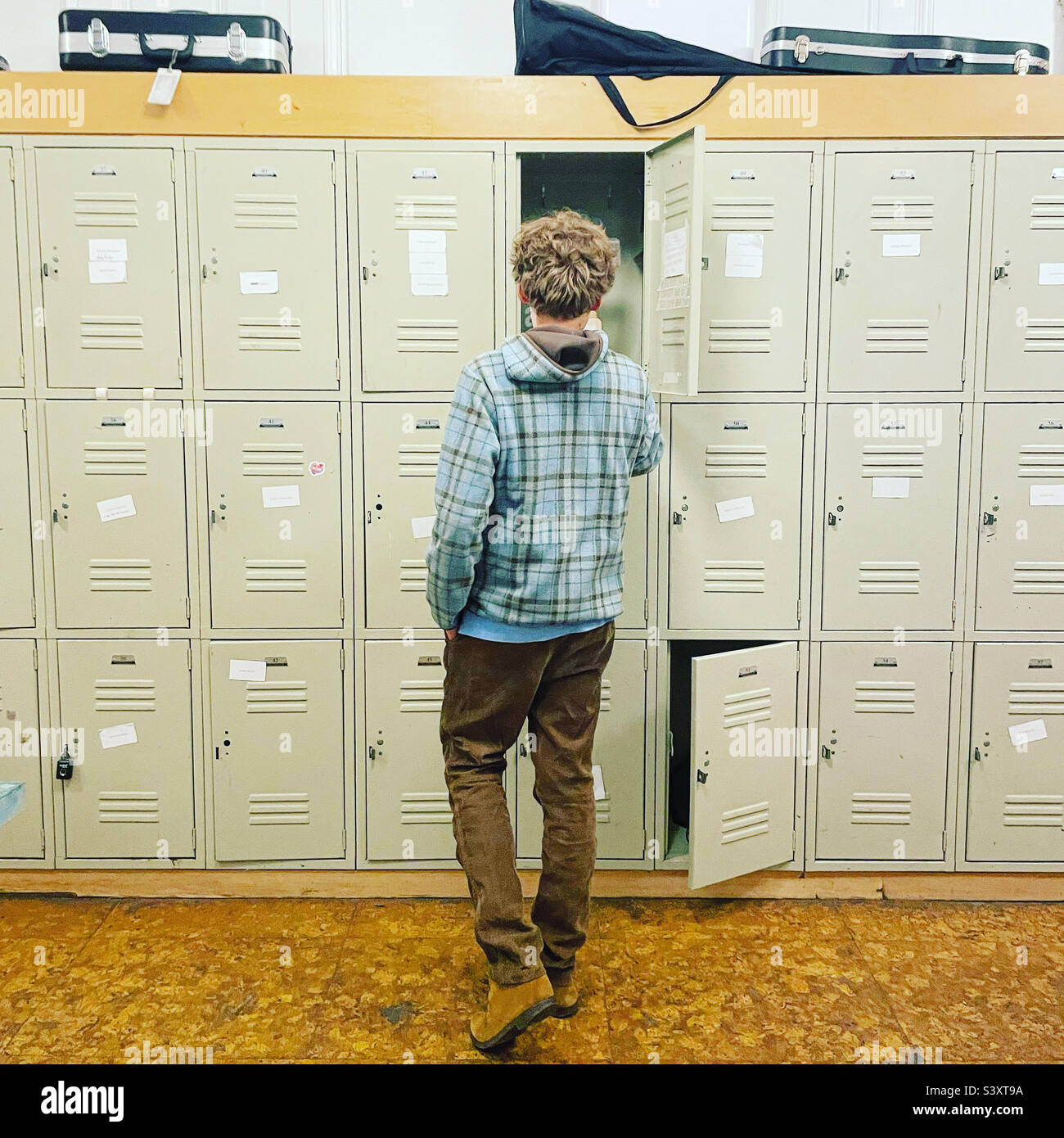 School locker hi-res stock photography and images - Alamy