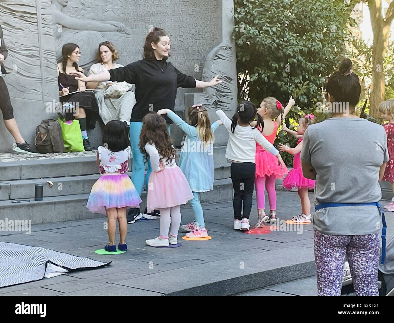 Children’s ballet lesson in Madison Square Park New York City, USA ...