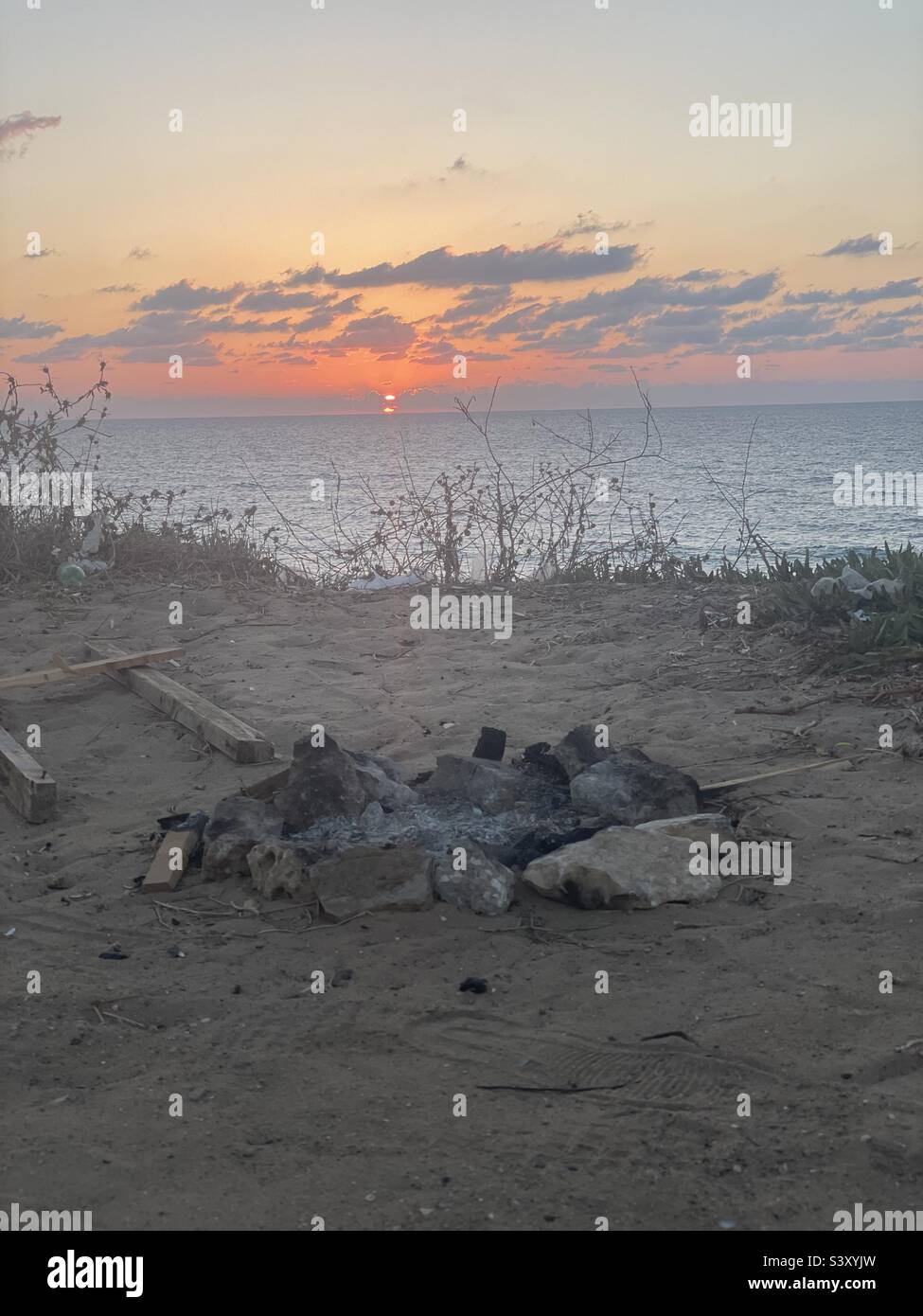 Sunset fire hi-res stock photography and images - Alamy