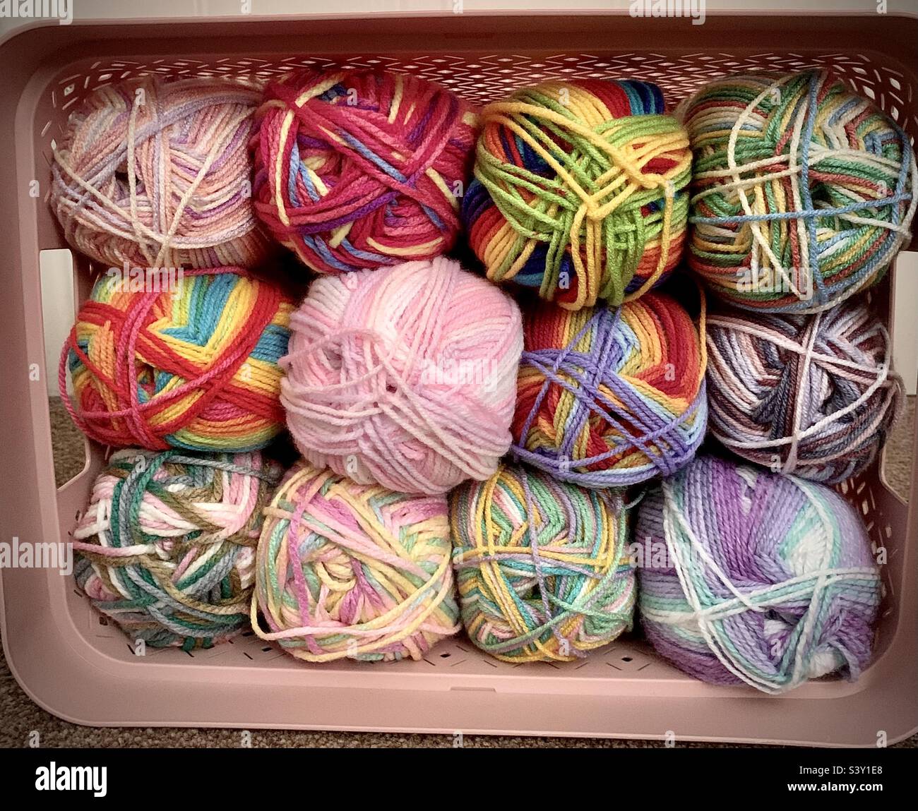 Wool basket hi-res stock photography and images - Alamy
