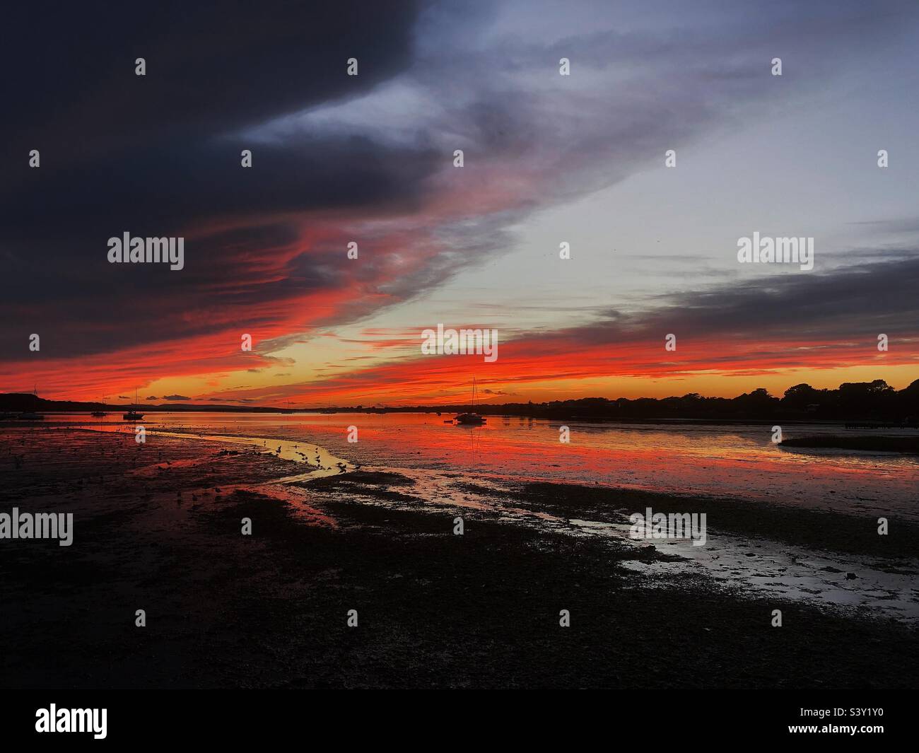 Mudeford quay sunset hi-res stock photography and images - Alamy