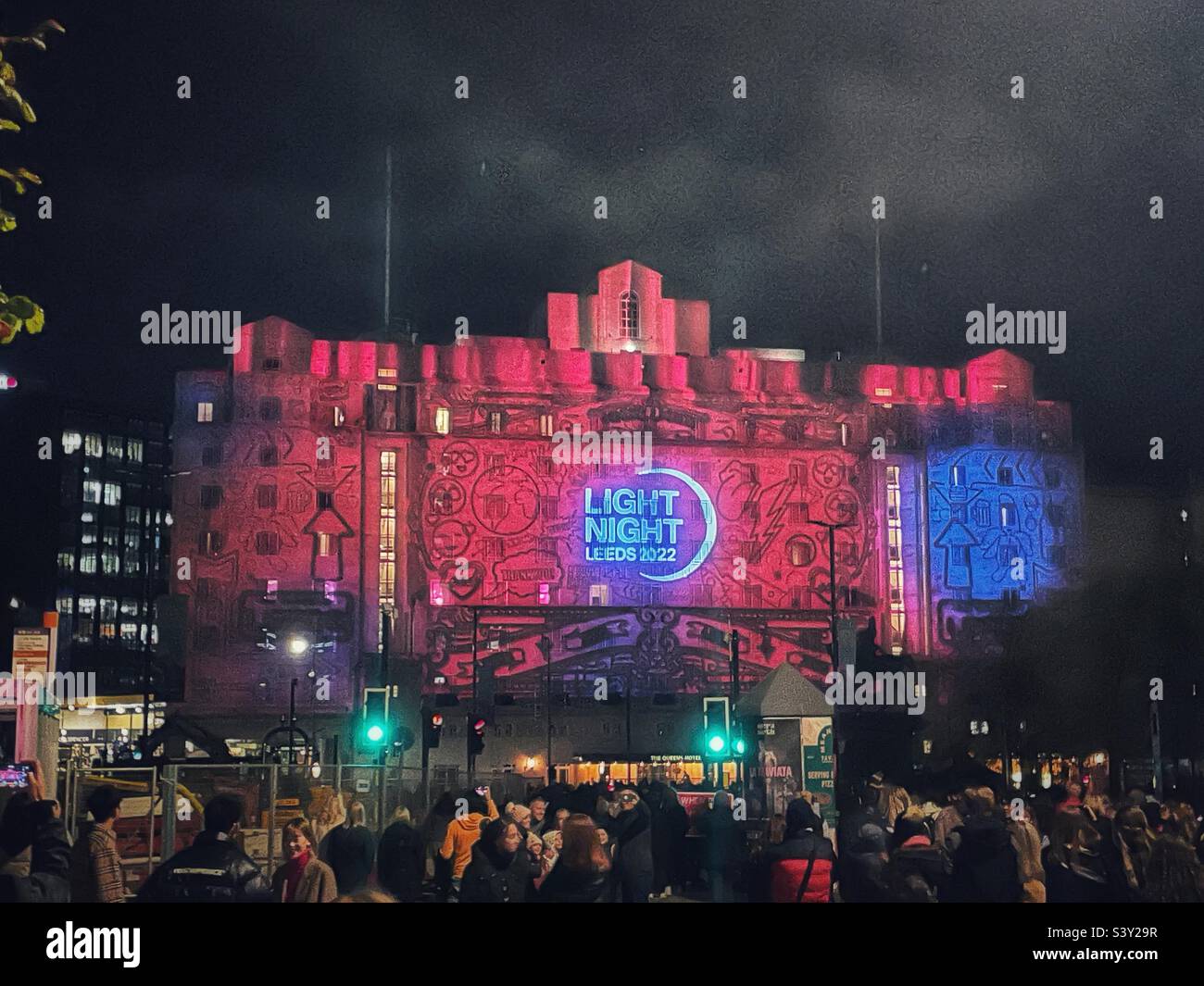 Queens hotel leeds hi-res stock photography and images - Alamy