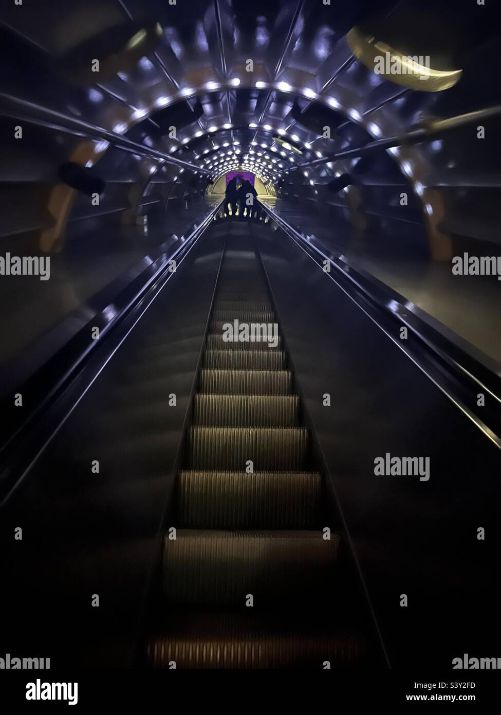 Loop lights hi-res stock photography and images - Alamy