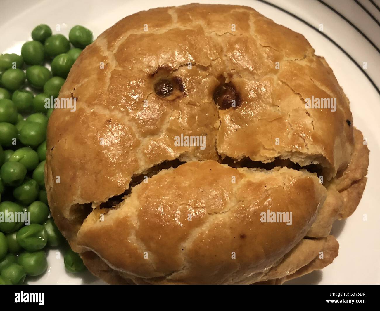 Pie face hi-res stock photography and images - Alamy