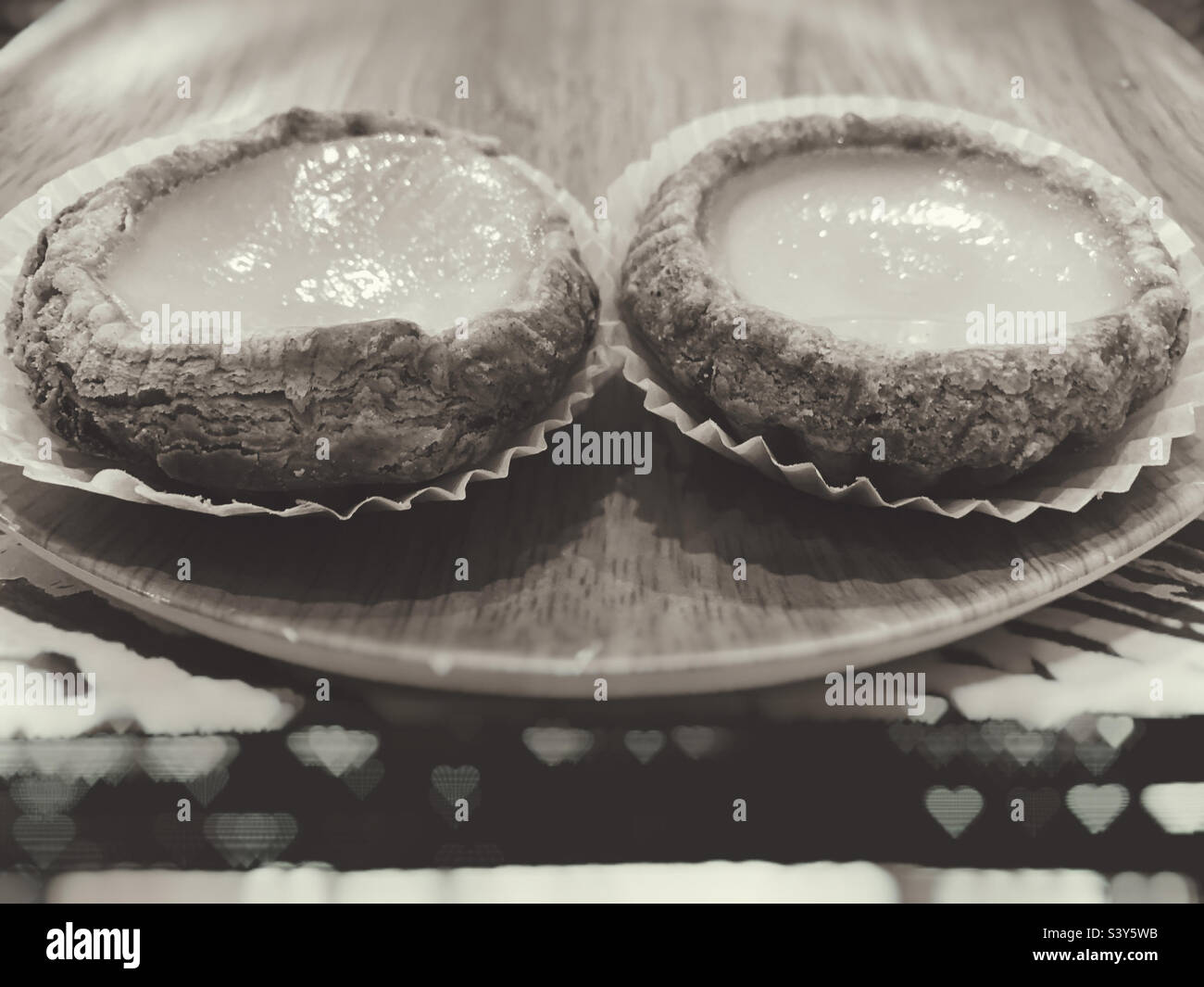 Falling off table hi-res stock photography and images - Alamy