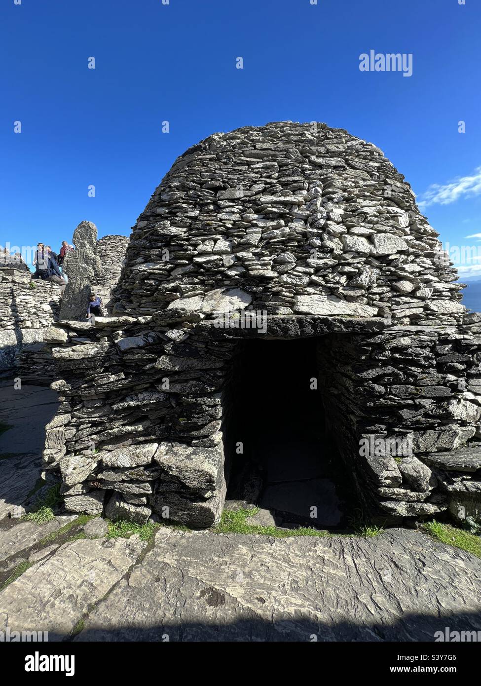 Beehive huts hi-res stock photography and images - Alamy