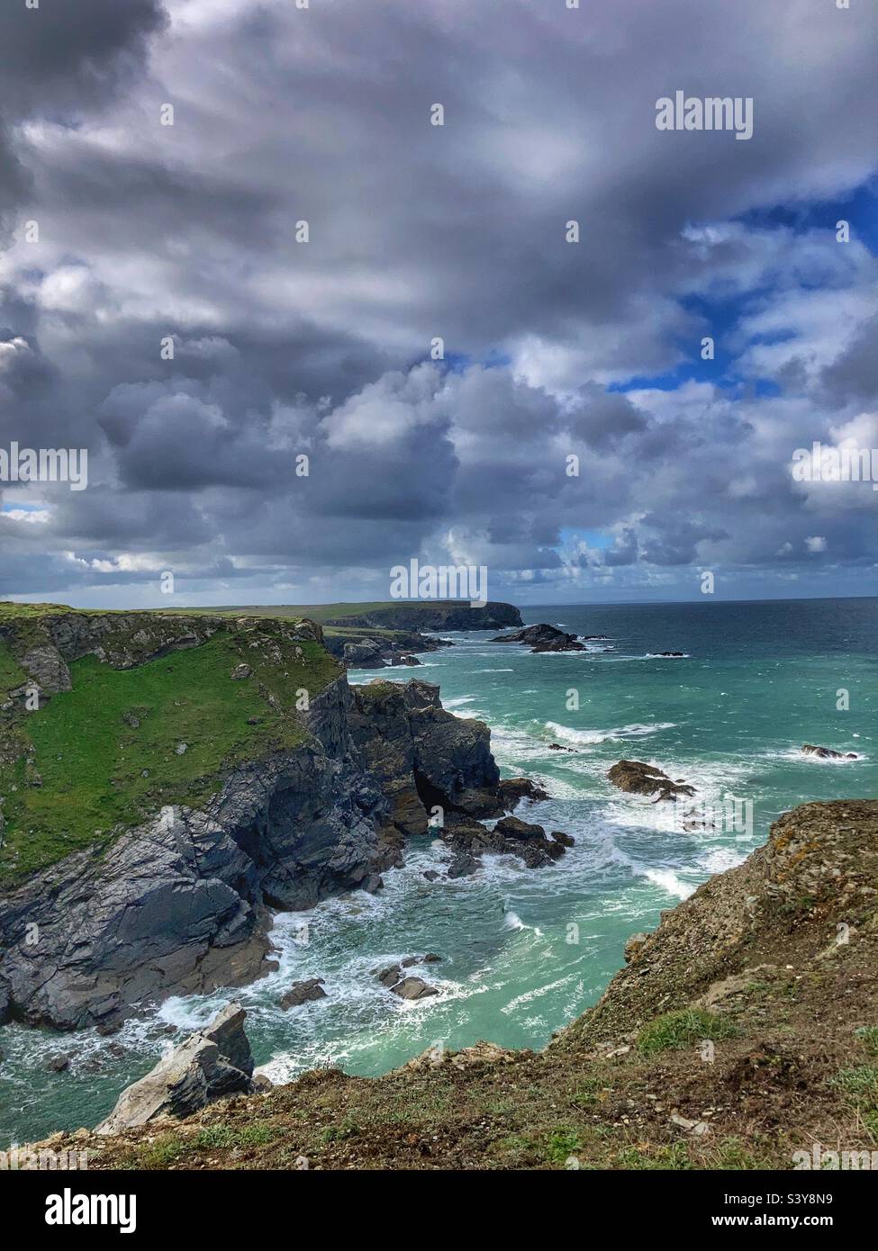 Rowan cove hi-res stock photography and images - Alamy