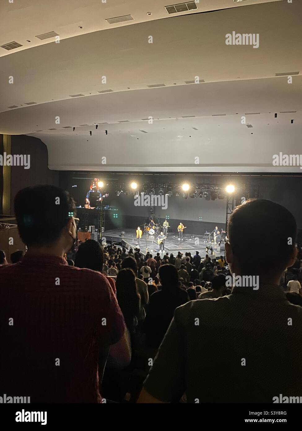 Fullband hi-res stock photography and images - Alamy