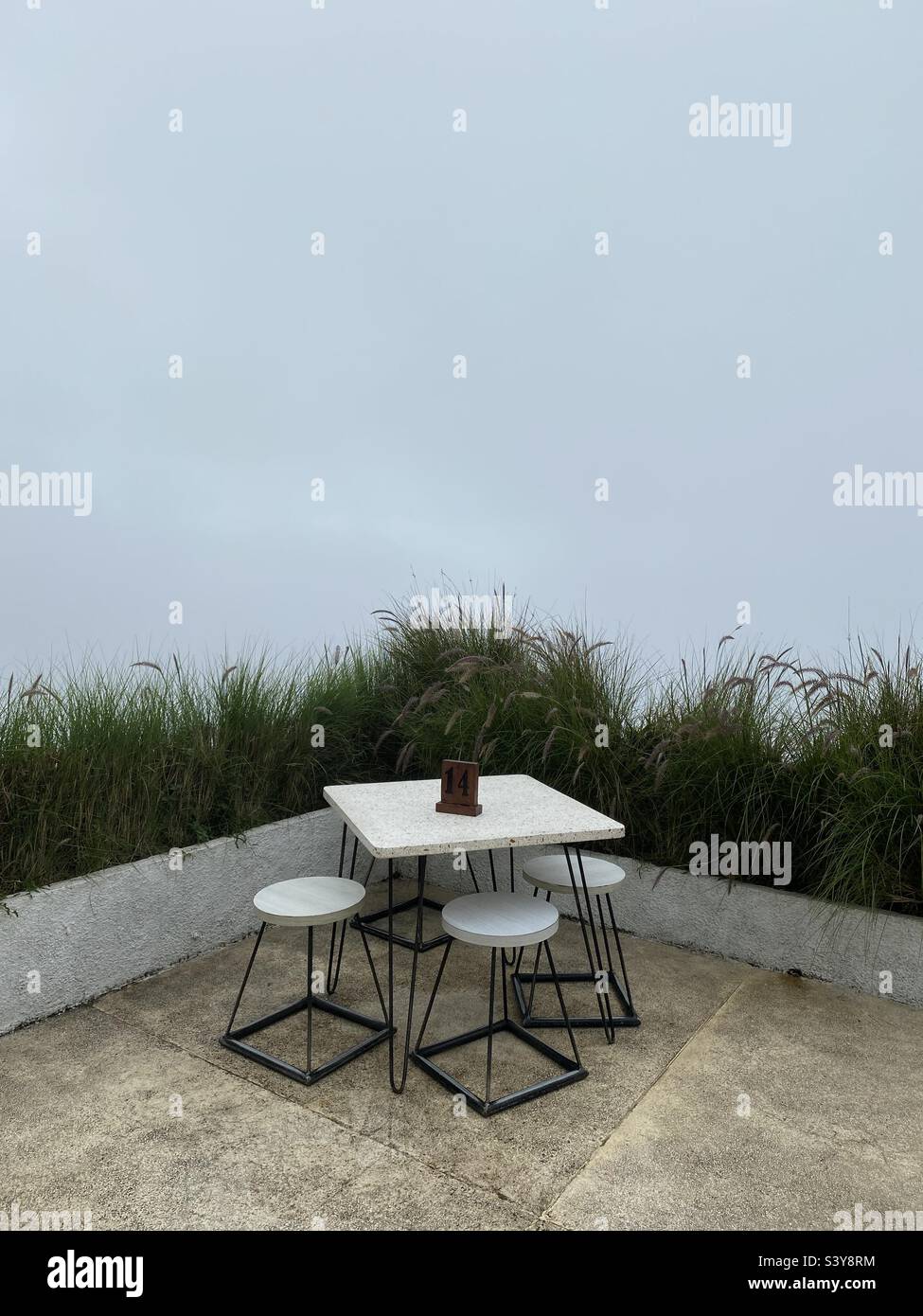 The outdoor mist hi-res stock photography and images - Alamy