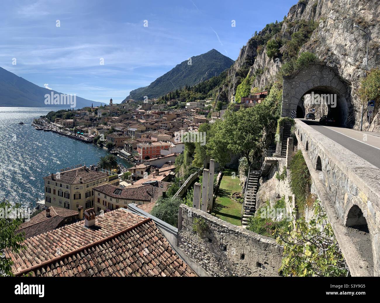Lake garda road hi-res stock photography and images - Alamy