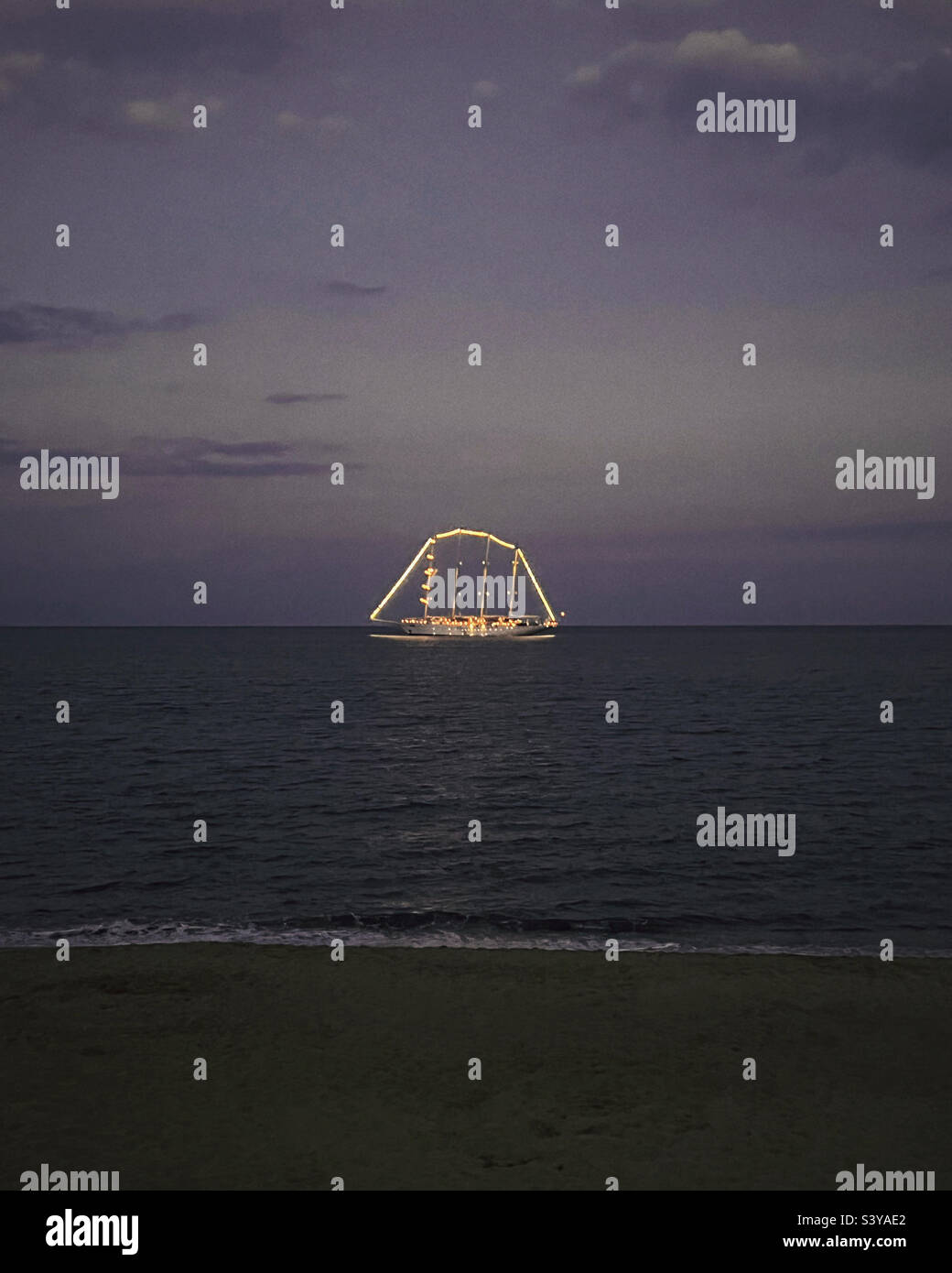 Mediterranean night sky hi-res stock photography and images - Alamy