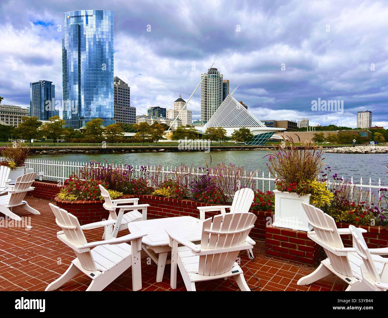 Milwaukee city hi-res stock photography and images - Alamy